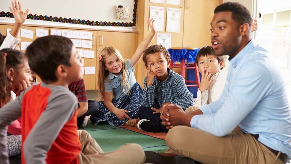 9 Effective Ways To Teach Communication Skills To Your Pupils
