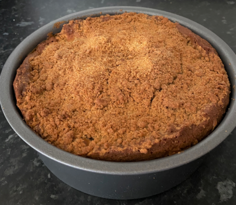 Spring desserts: Rhubarb crumble cake - Hope Blog